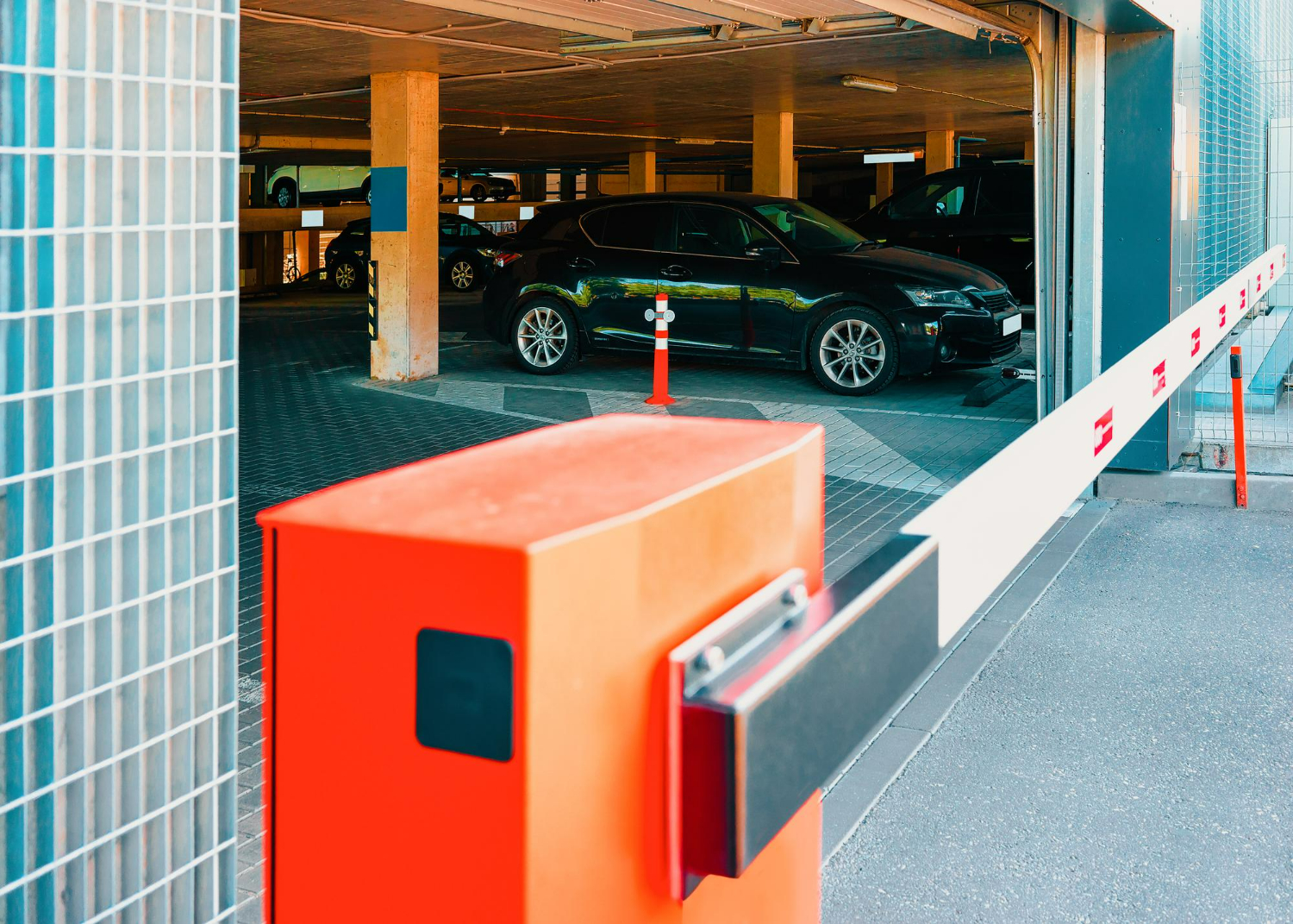 How Dubai’s Smart Parking Systems Reduce Traffic Congestion